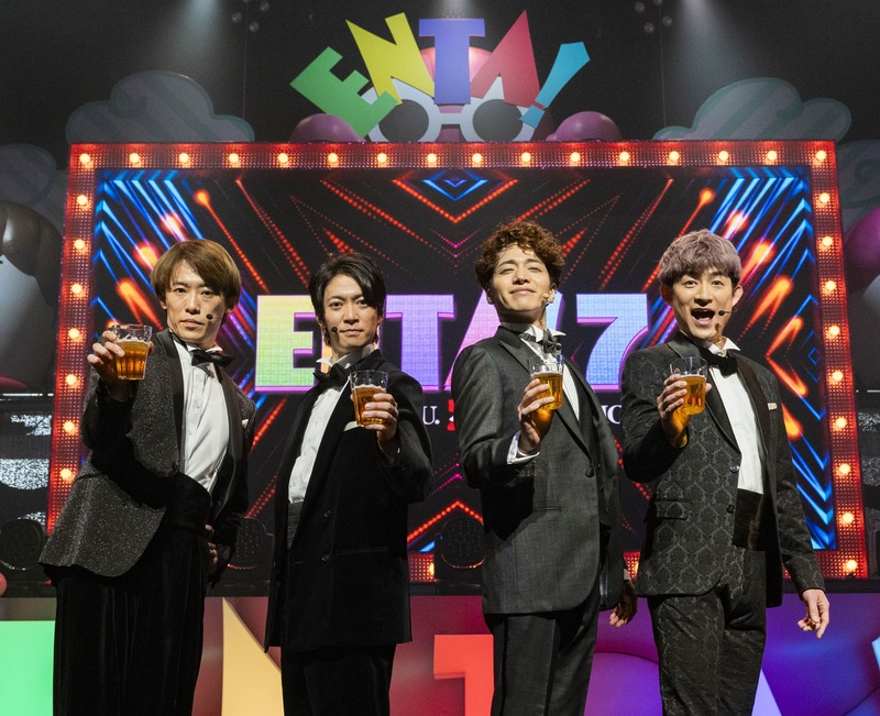 ふぉ～ゆ～の魅力が詰まったライブエンターテイメントショー『ENTA!7 4U. Zepp in de SHOW』開幕！「贅沢な忘・新年会をお ...